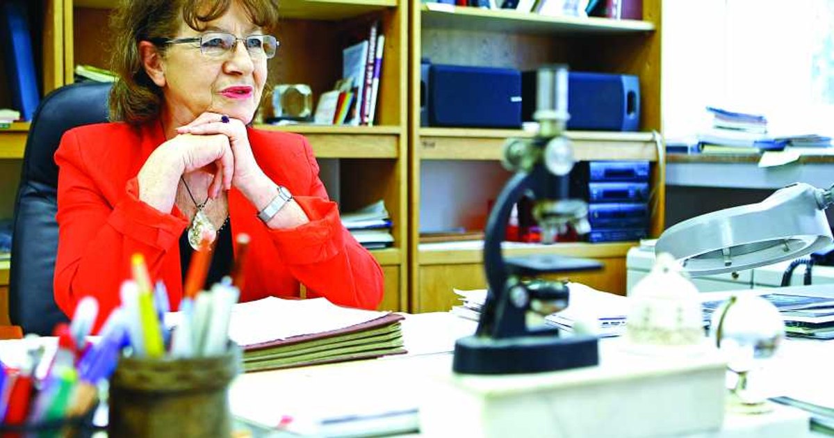 INTERVIU Maya Simionescu, vicepreşedinte al Academiei Române, despre ...