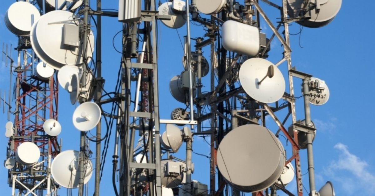 Un singur operator de telefonie a fost prezent în Parlament, să dea ...