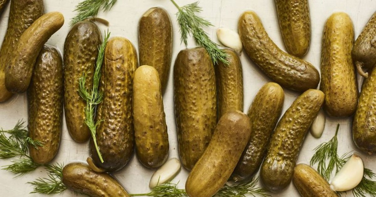 Alimentul care te scapă de gustul amar al castraveților. Ce trebuie să ...