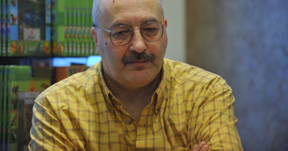 Un informator „prolific” al Securităţii, premiat de Academia Română ...