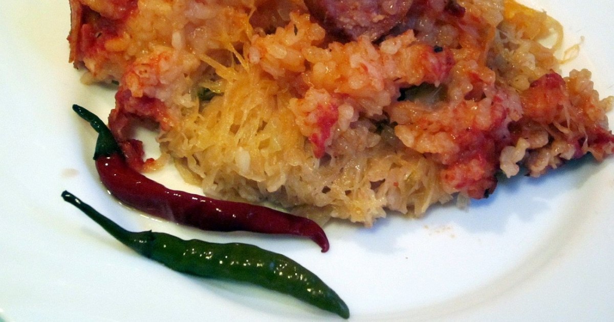 Cum se prepară ca la carte „sarmalele sparte“, delicioasele bucate ...