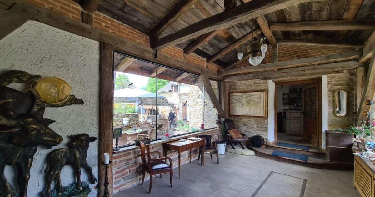 Adevărul despre casele de 2.000 de lei într-un colț de rai din Ardeal. „Mulți bucureșteni ...