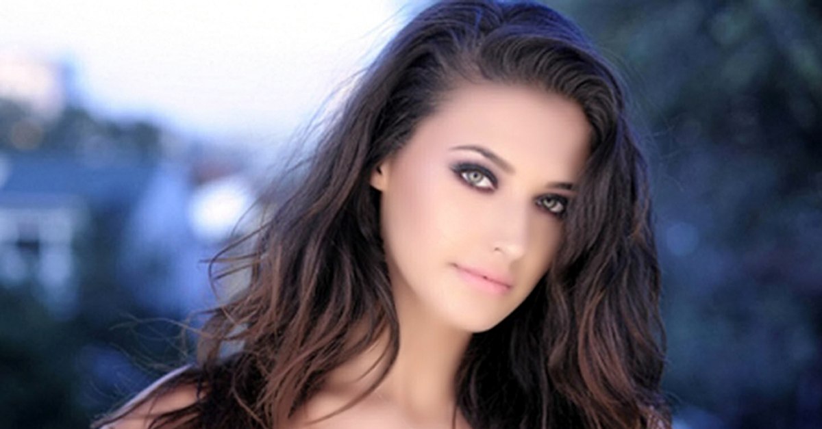 Cele mai sexy poze cu Antonia