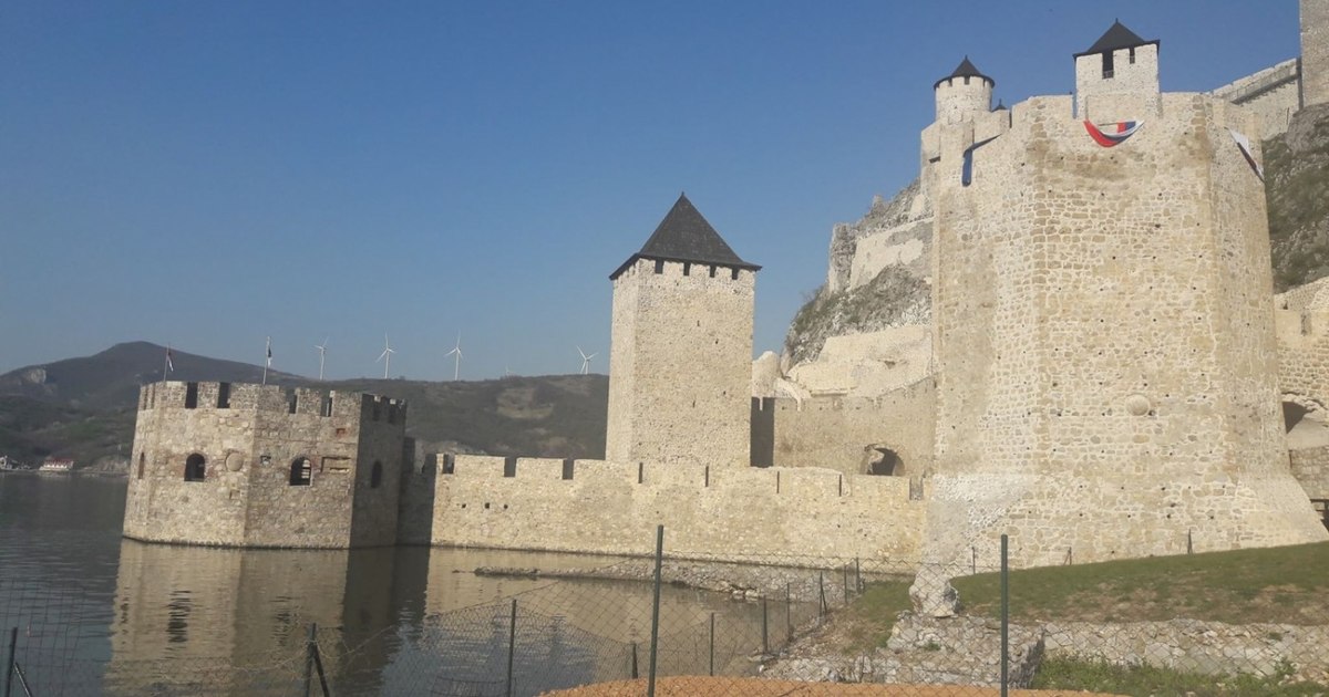 Un rege ungur, un principe român și trădarea care a pierdut Balcanii ...