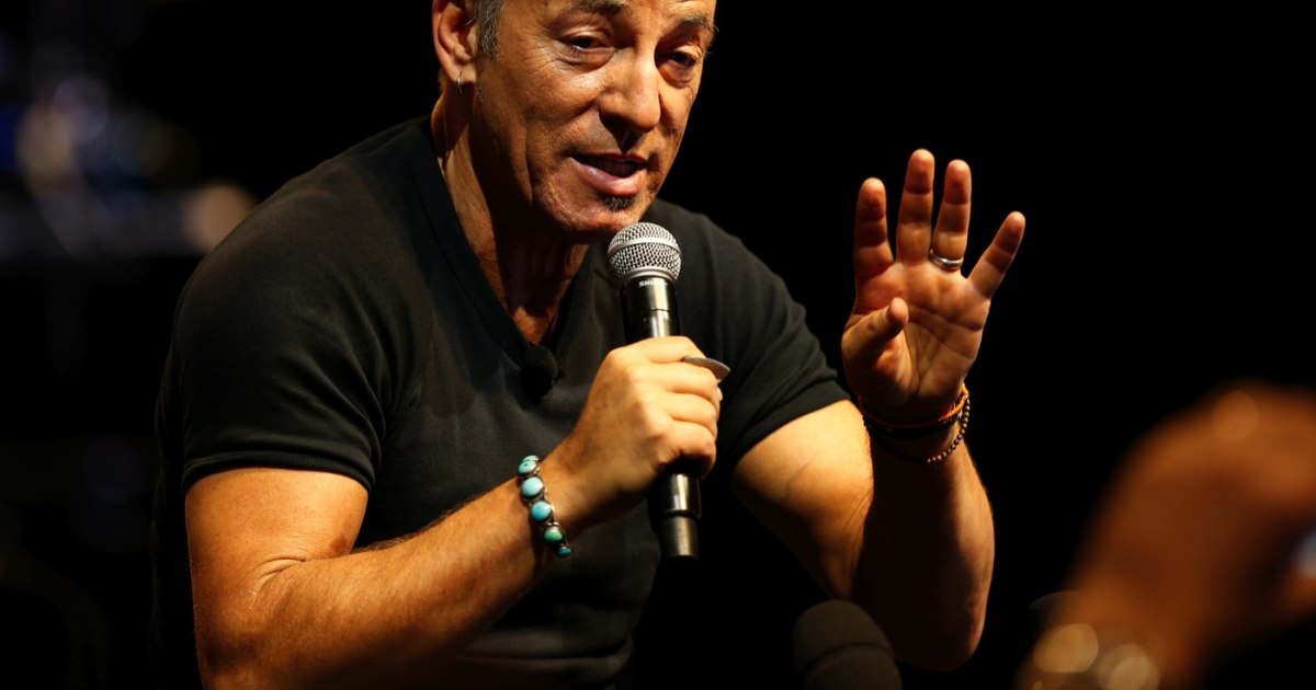 Bruce Springsteen, Steve Buscemi, Jim Jarmusch şi Dropkick Murphys ...