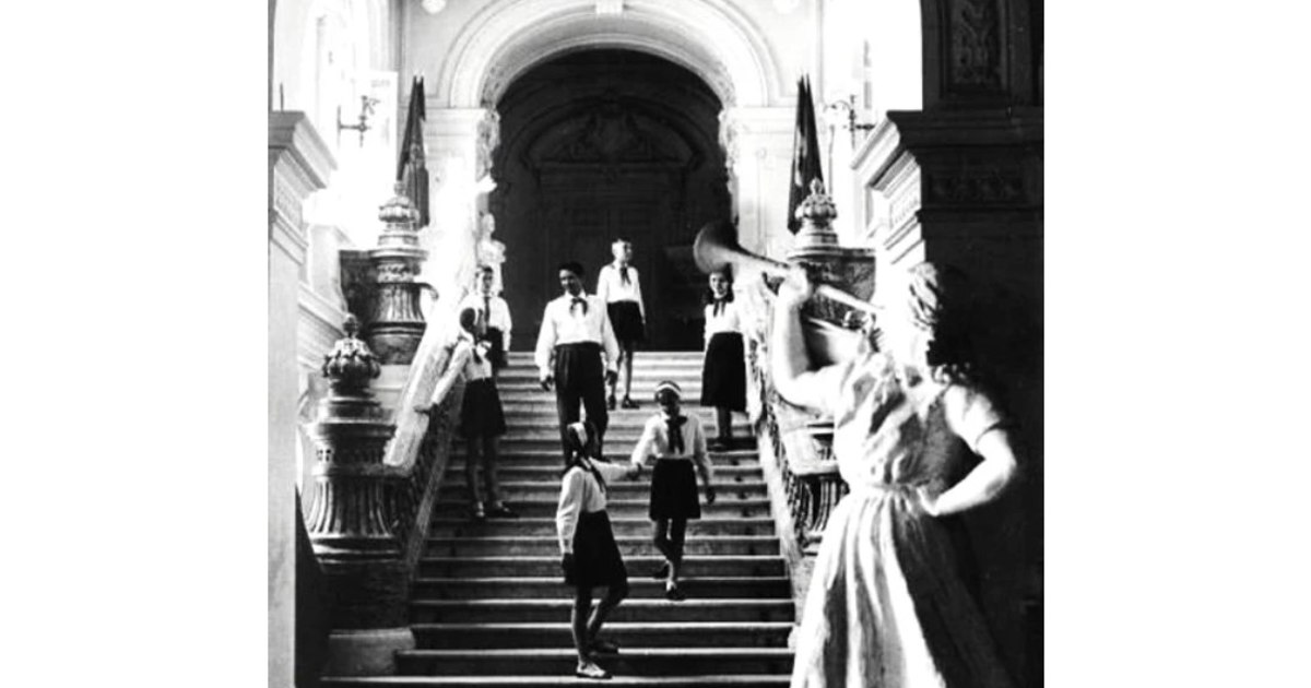 Istoria de 75 de ani a Palatului Copiilor. „Șandramaua regală“ unde ...