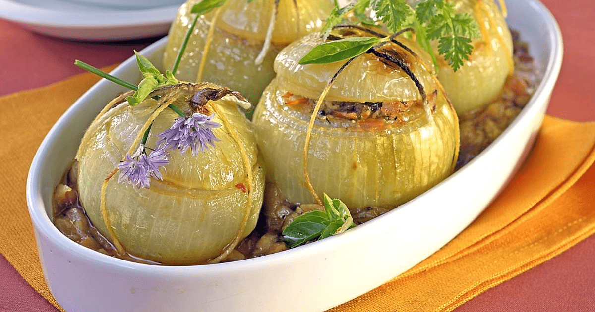 Ceapă umplută cu carne