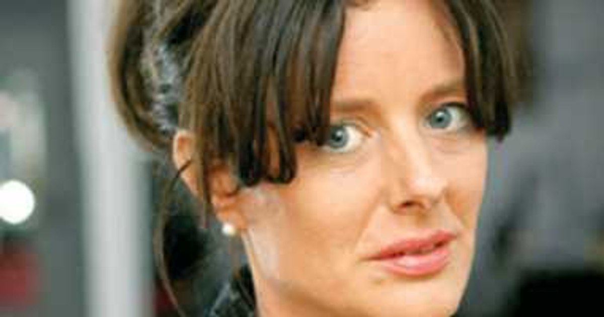 Alison Mutler:„Românii au un gust desăvârşit pentru dramă” | adevarul.ro