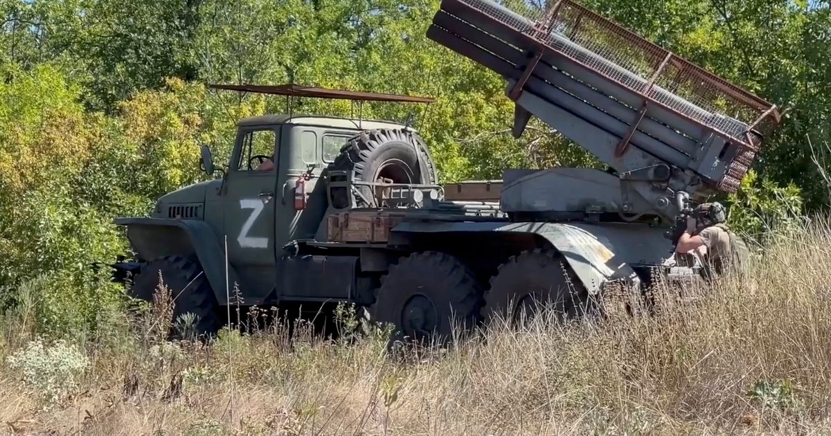 Trupele ruse beau apă din bălți după ce infrastructura ucraineană a ...