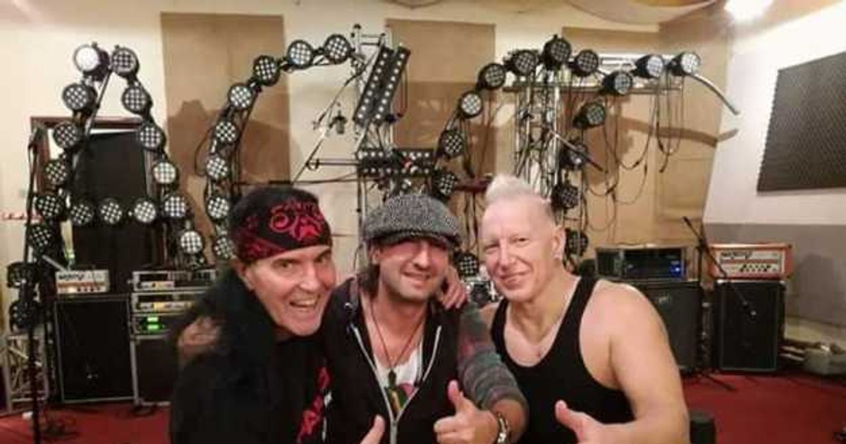 Trupa din România care a colaborat cu primul solist al AC/DC şi cu un ...
