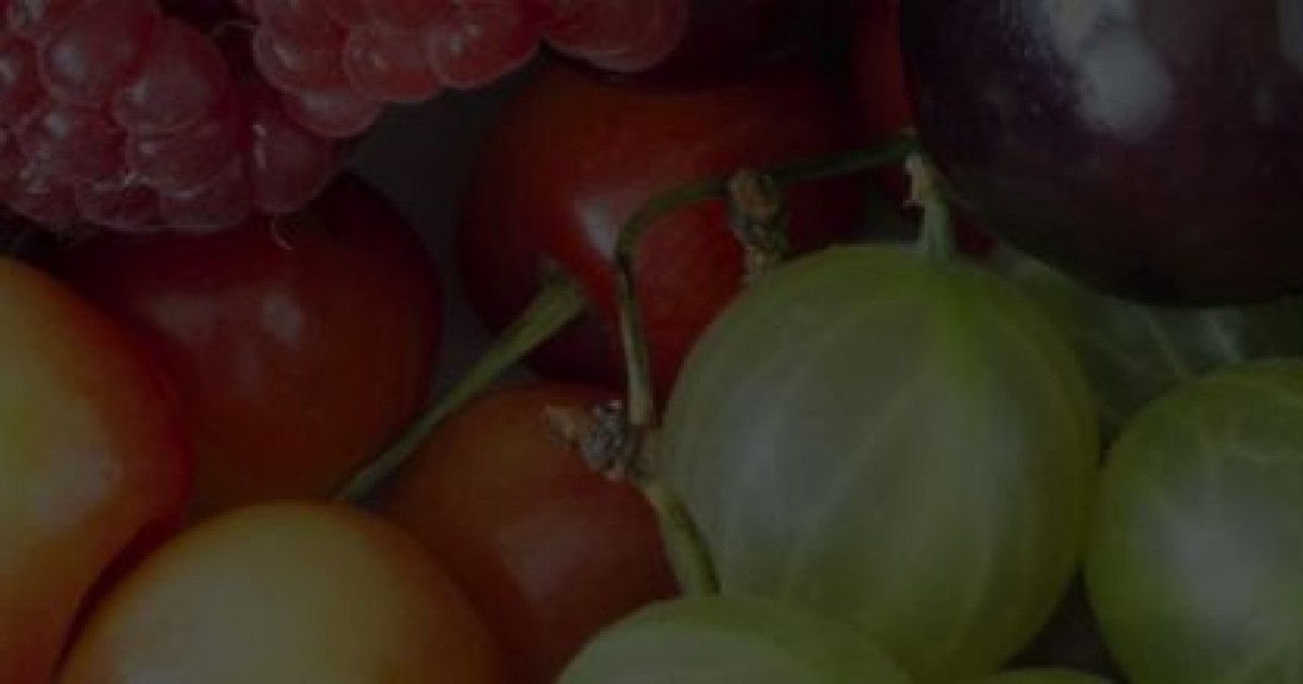 Fructe cu efect antitumoral. „Coacăzele negre, mai bune decât merele de ...