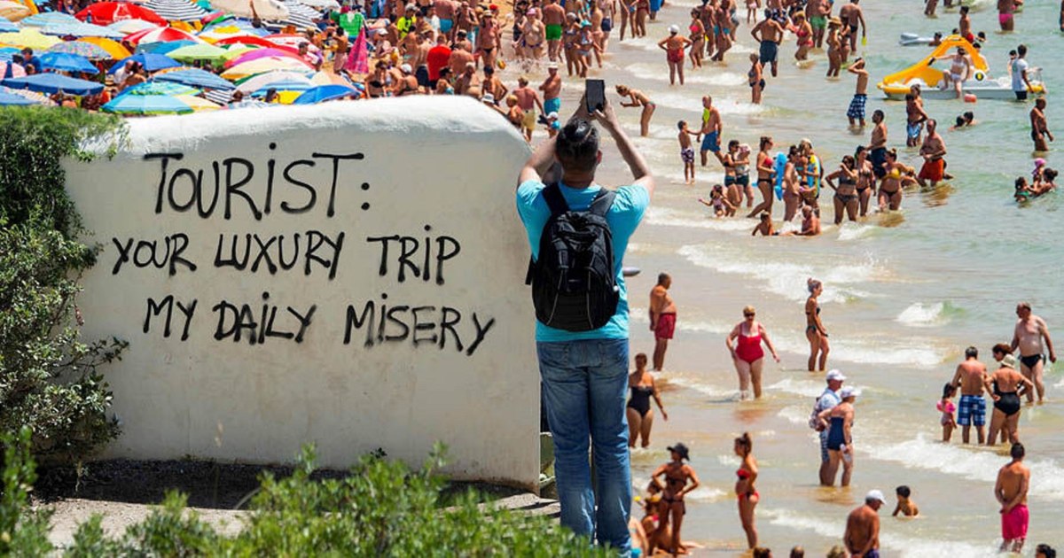 „Turiști, plecați acasă!“ De ce impun destinațiile populare tot mai ...