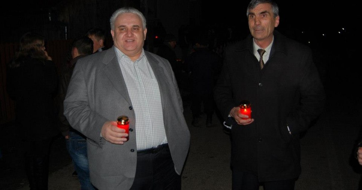 FOTO Prefectul ortodox Cătălin Popescu a sărbătorit Paştele catolic la ...