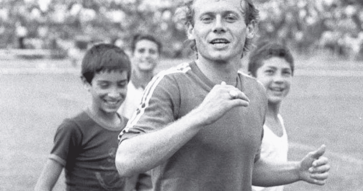 A murit legendarul fotbalist Ilie Balaci