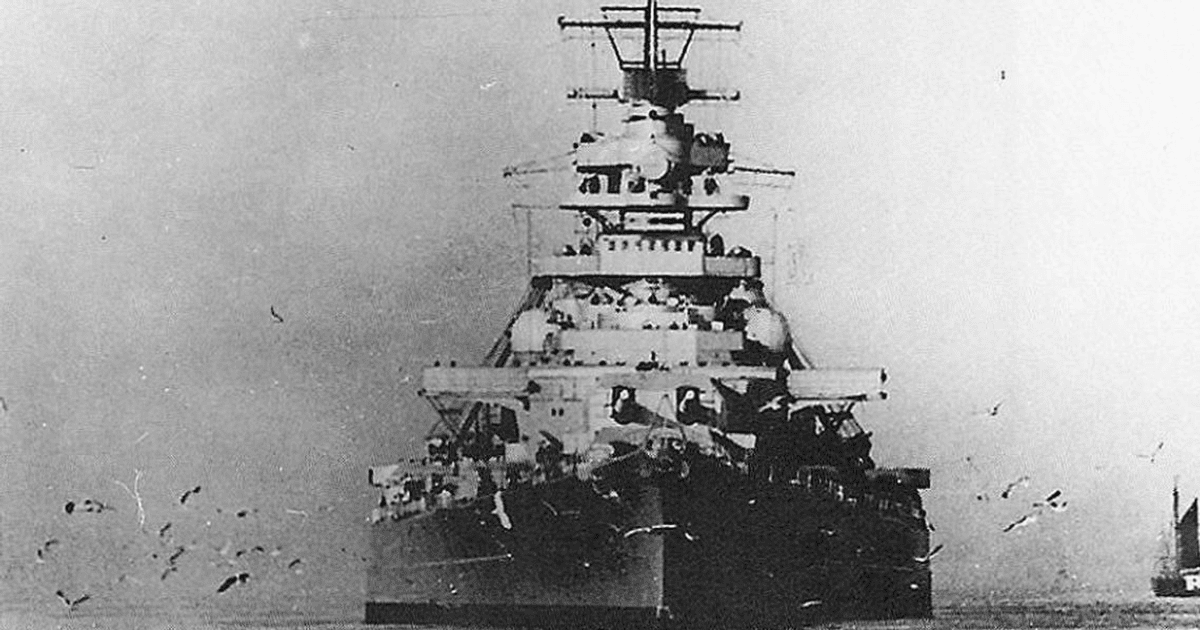 Pericolele din larg: cinci nave de război care au făcut istorie