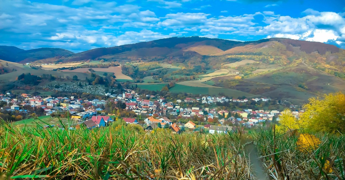 Satul din România care este graniță pentru trei țări. Între cine se ...