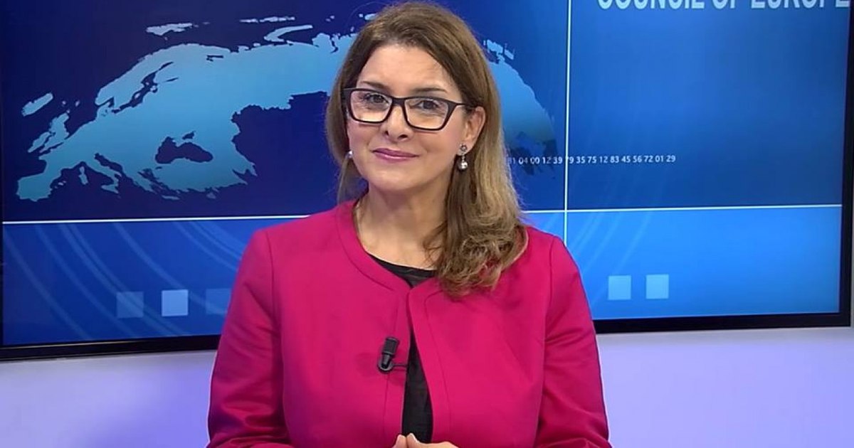 FOTO: Jurnalistă româncă la Europa Liberă: „Îmi place să intervievez ...