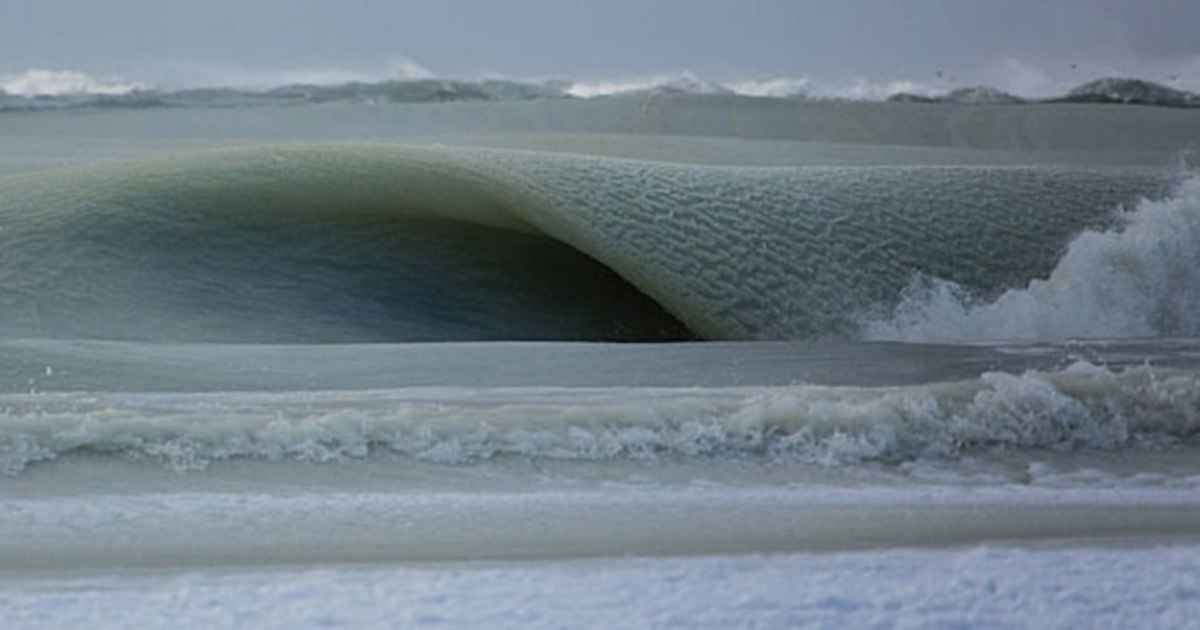 Oceanul Atlantic a îngheţat. Fotografile fascinante cu valuri de gheaţă ...
