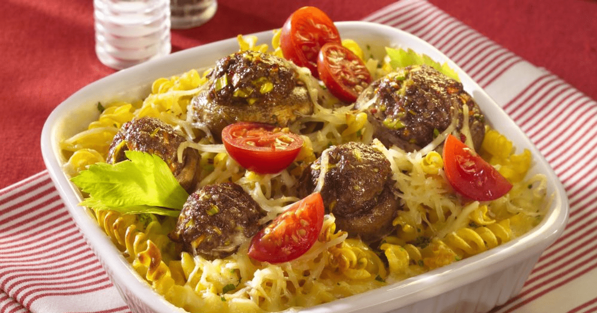 Paste cu carne tocată şi ciuperci