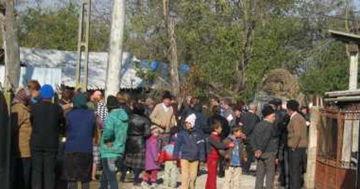 Locuitorii comunei Plosca au fost alături de militarul înecat pe ...