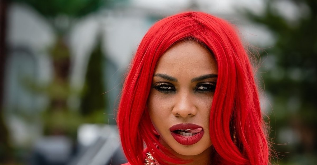 Laurette s-a testat de urgență după ce a venit de la Milano: “Am alte ...