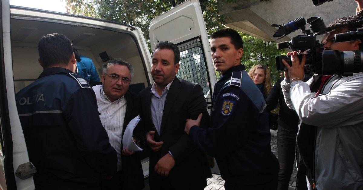 Scandal de corupţie la UMF. 19 angajaţi sunt suspectaţi de fraudă cu ...