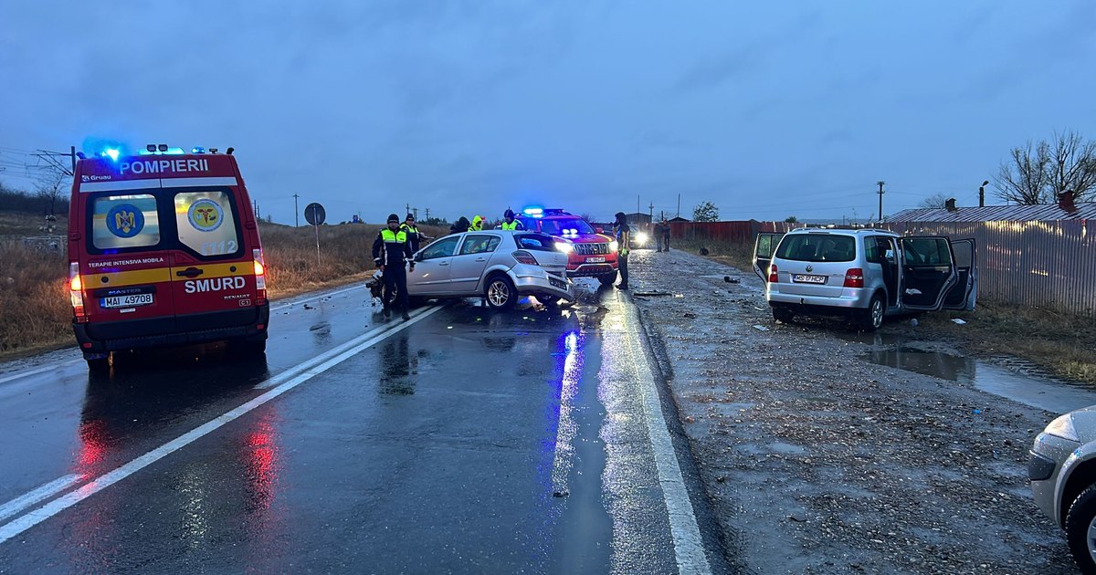Accident cu cinci răniţi, pe DN25, în județul Galați. Traficul rutier este blocat | adevarul.ro