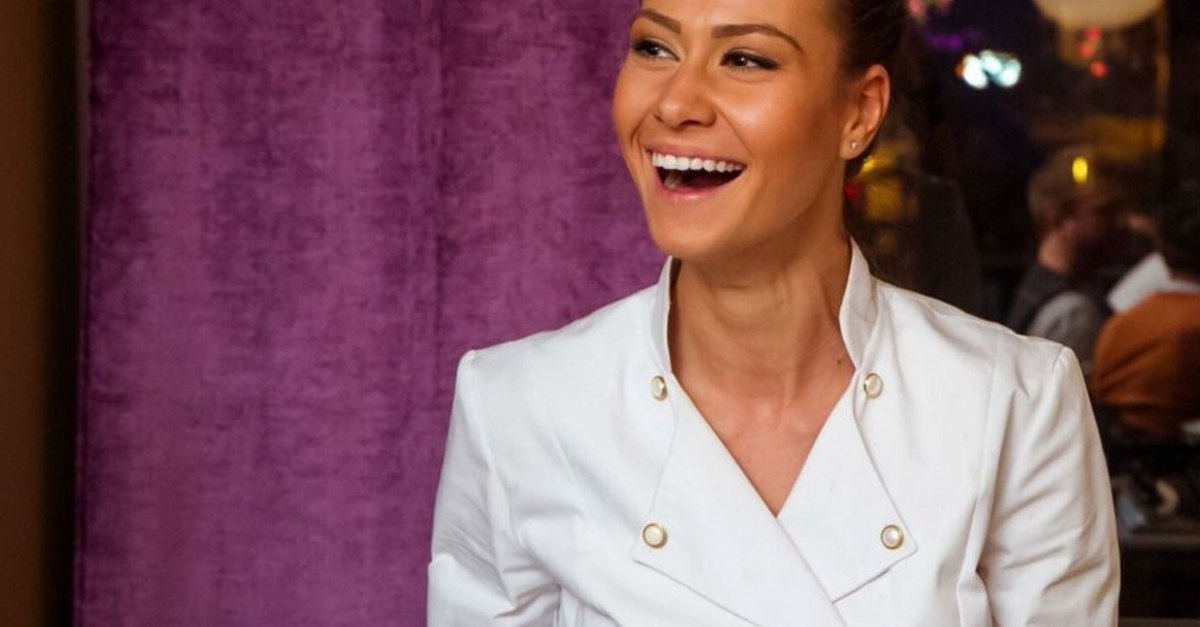 "Casnica" Andreea Moldovan face bani după Masterchef: "Livrez fericire!"