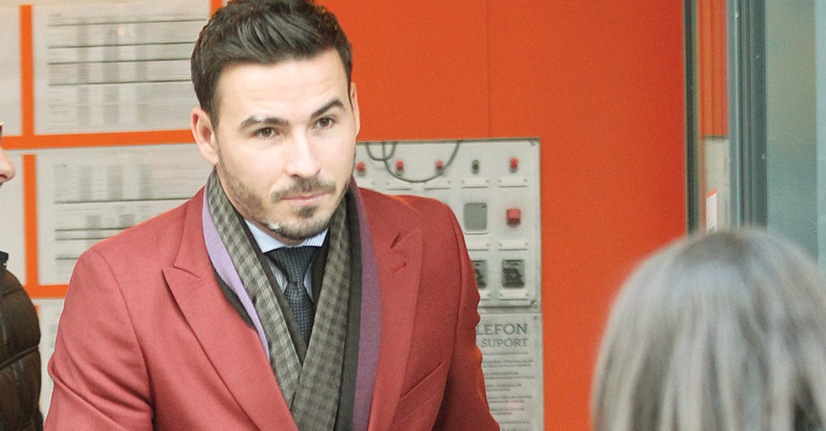 Adrian Cristea i-a greşit unui ginerică ţinuta de nuntă