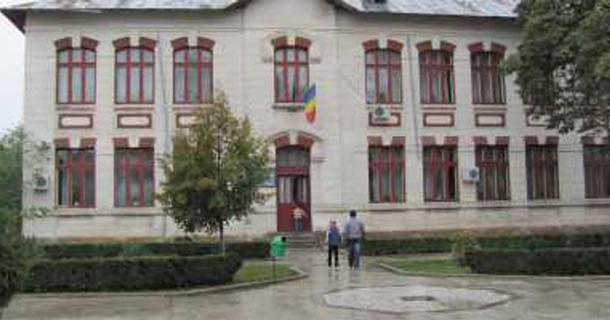 Scoala nr. 5, 115 ani de viata si educatie | adevarul.ro