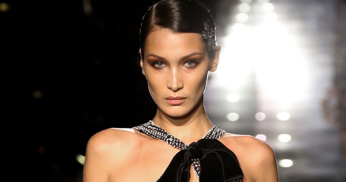 Se întâmplă şi la case mai mari! Bella Hadid, nevoită să îşi vândă ...