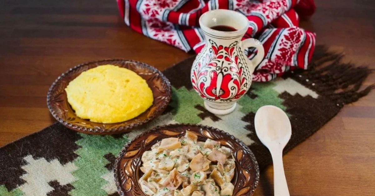 Mâncarea românească, „una dintre cele mai bune din lume”. Un turist ...