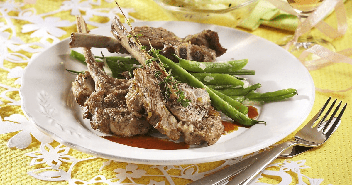 Coaste de miel cu fasole verde