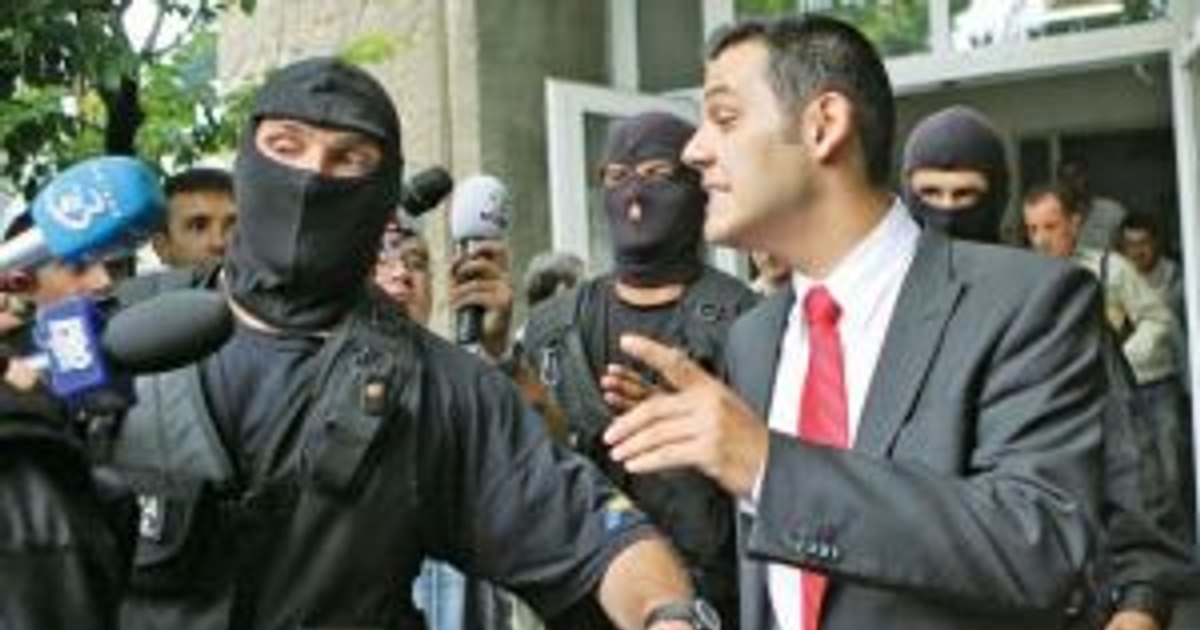 INTERCEPTĂRI Cum comandau sex cu minori un preot, un politician, un om ...