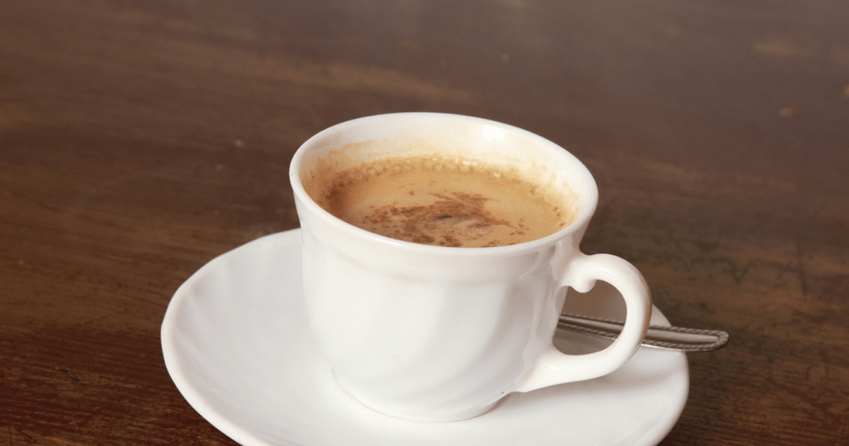 Adaugă acest condiment în cafea și îmbunătăţeşte-ţi memoria!