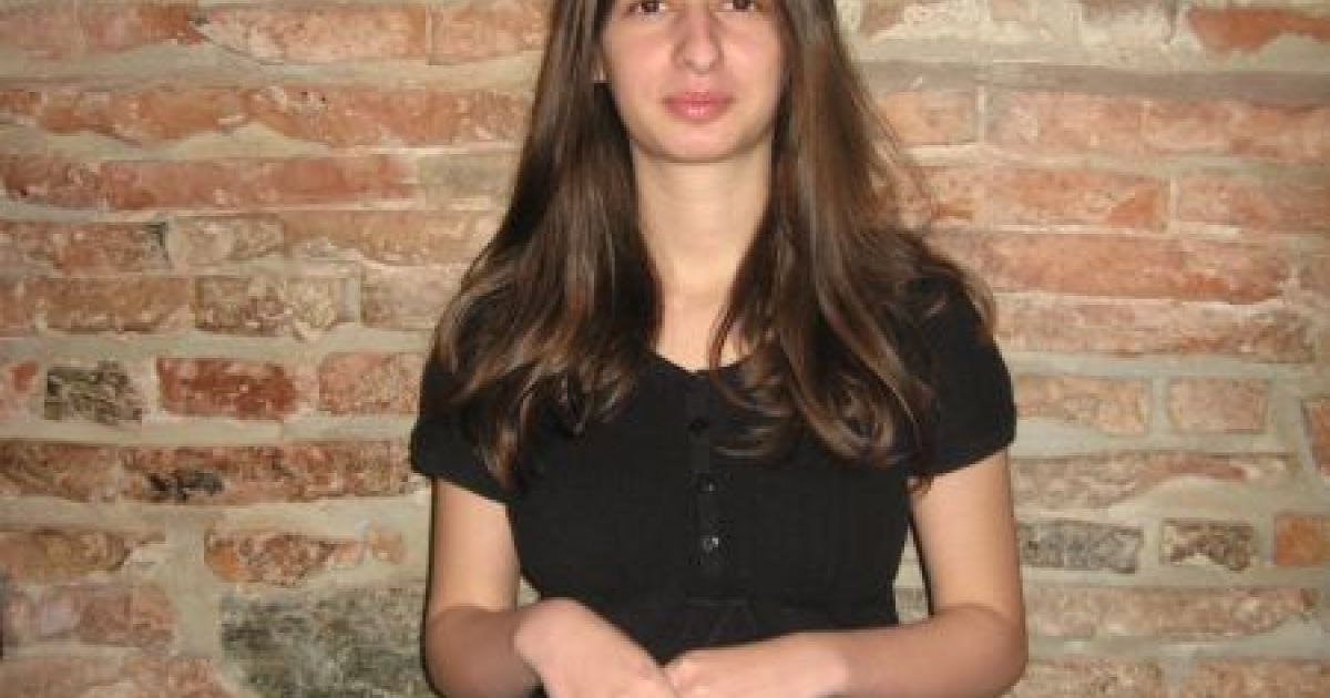 Cosmina Maria Şipoş a făcut din internet un mod de viaţă | adevarul.ro