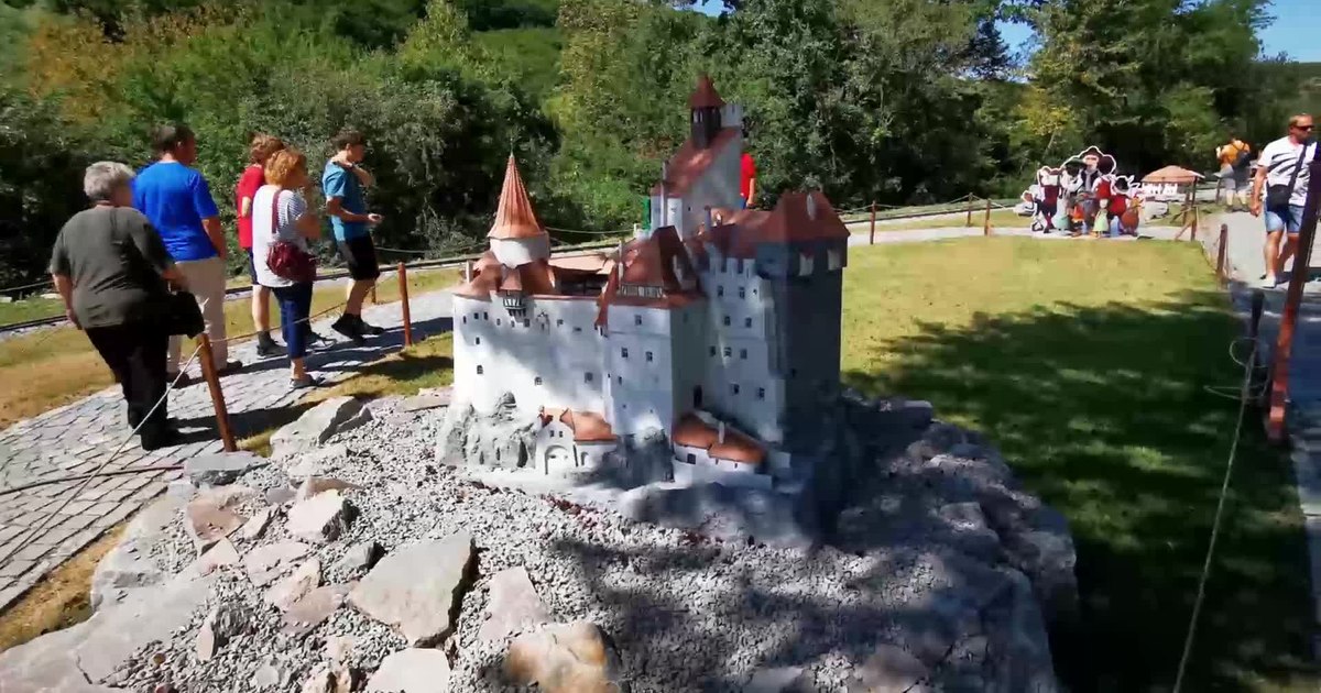 Parcul tematic dedicat clădirilor istorice din Transilvania | adevarul.ro