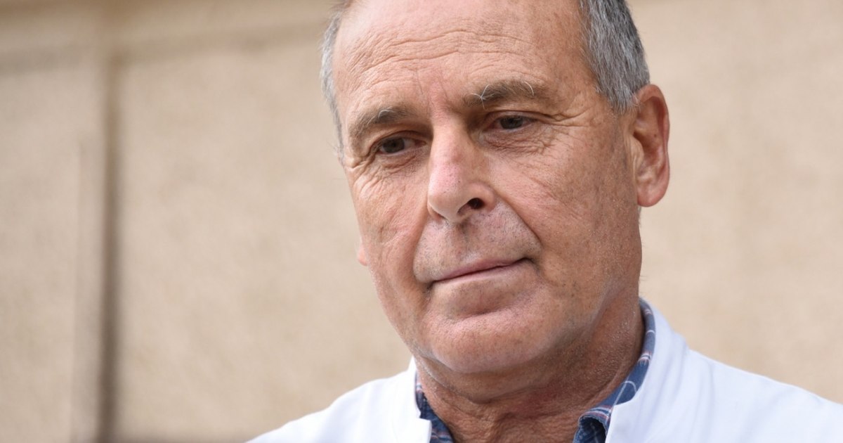 Dr. Virgil Musta: Riscul de a avea o formă gravă de COVID-19 este de ...