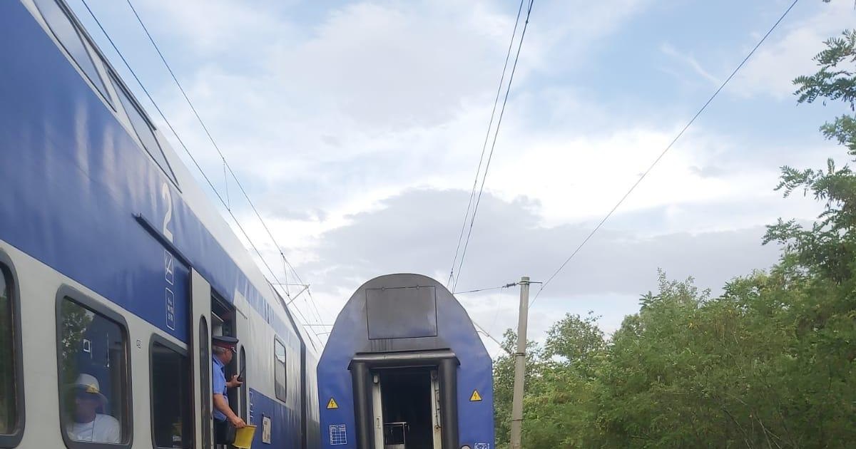 Tren deraiat de pe linie. A fost activat Planul Roșu de Intervenție ...