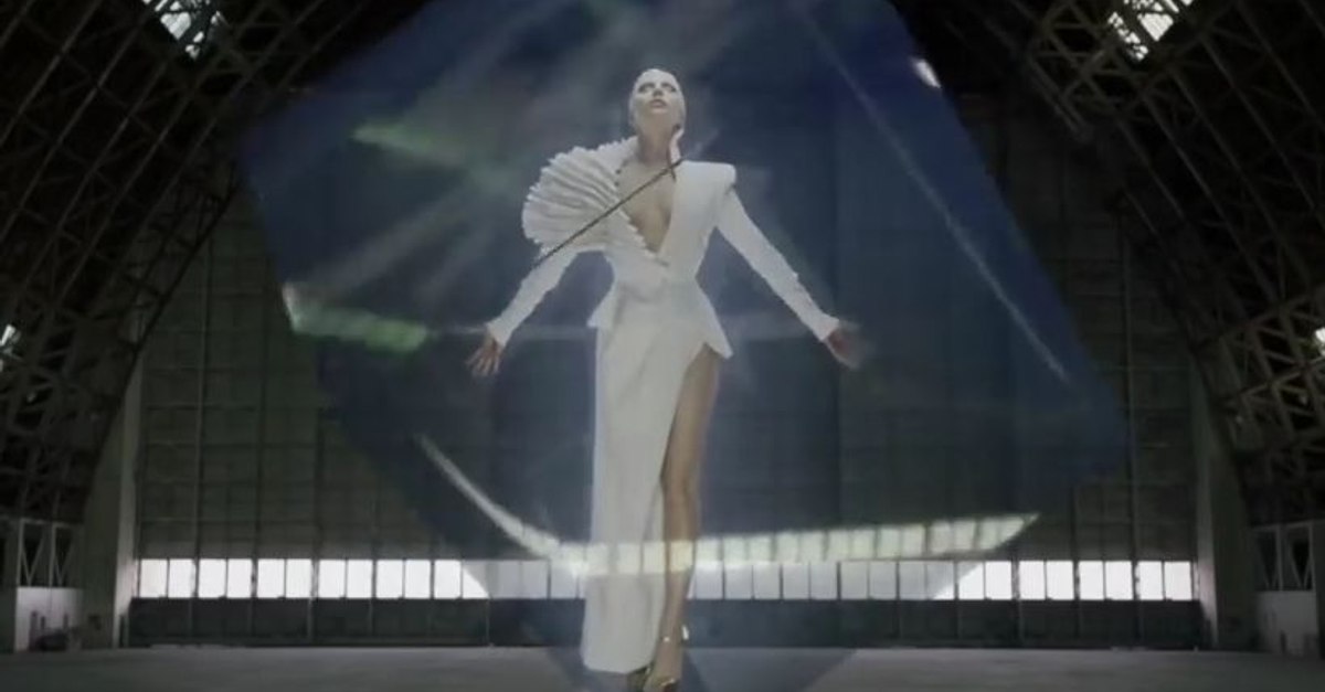 Lady Gaga colaborează cu Intel pentru un moment unic la Premiile Grammy