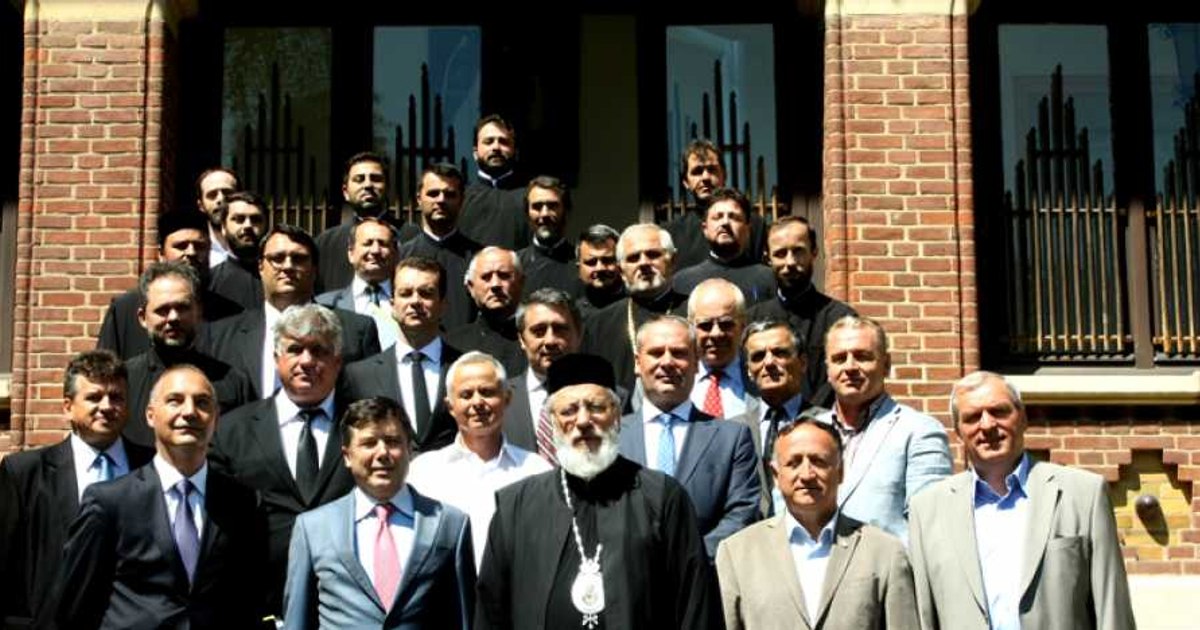 FOTO Cei mai influenţi politicieni ai Argeşului au nevoie de ...