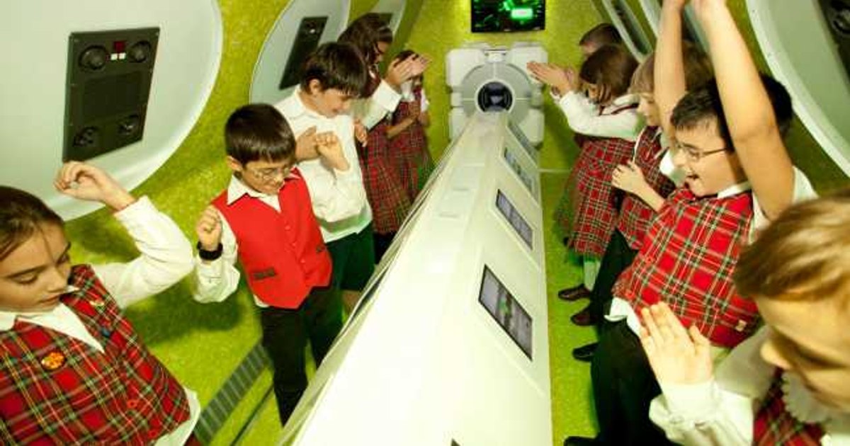 Caravana Laboratorul Verde al Reciclării ajunge marţi la elevii de la Şcoala „Ion Basgan ...