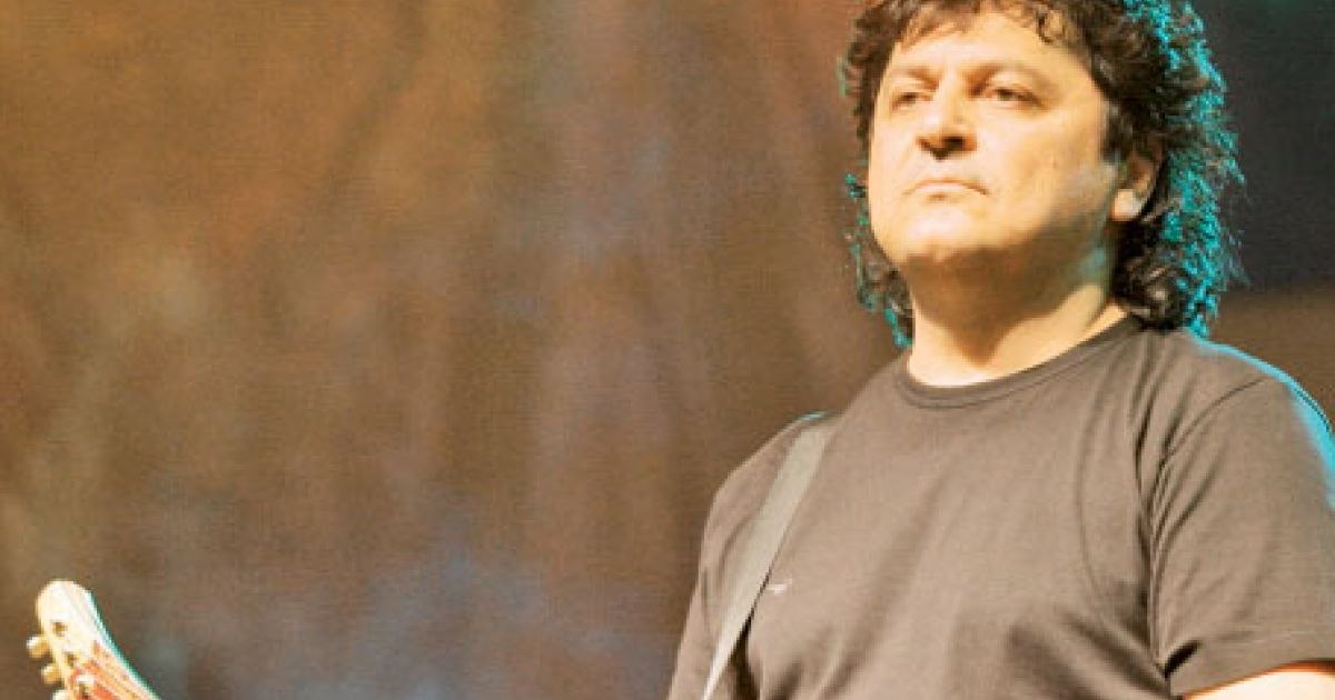 Compact, în turneu naţional | adevarul.ro