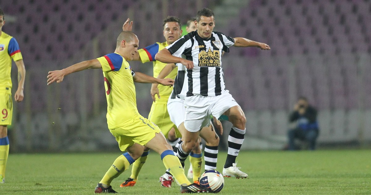 Valentin Velcea, antrenor Poli: “Este un rezultat care va rămâne mult ...