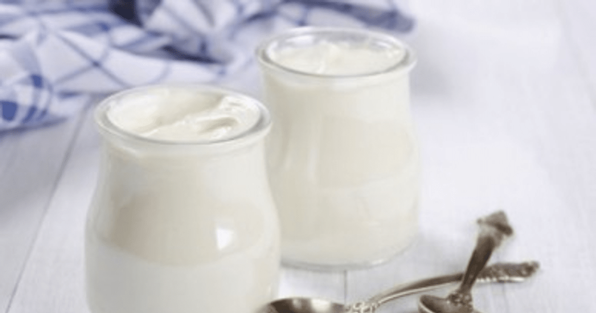 Sana vs iaurt. Care e alegerea mai sănătoasă