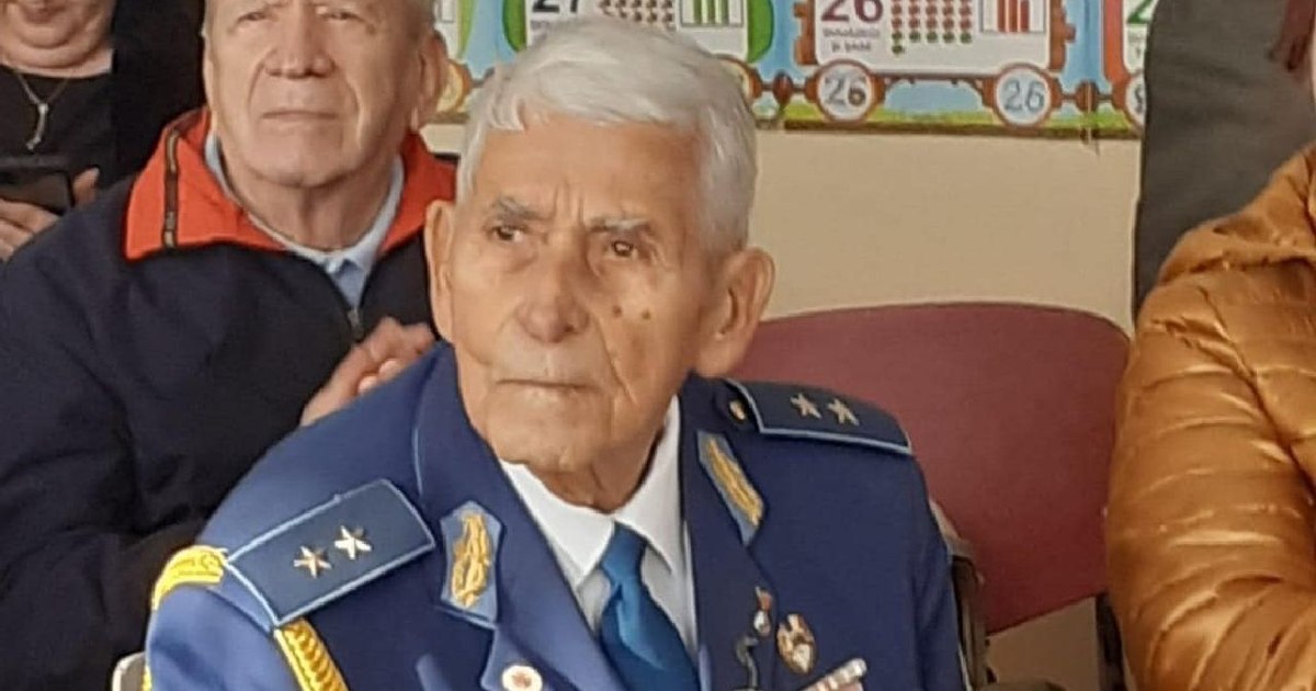 Generalul geților, Radu Theodoru, și-a început cariera cu ode lui ...