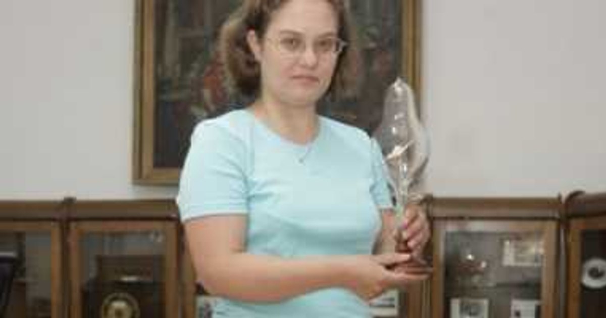 Cluj: Ana-Maria Stan, „stăpână" peste istoria Universităţii Babeş ...