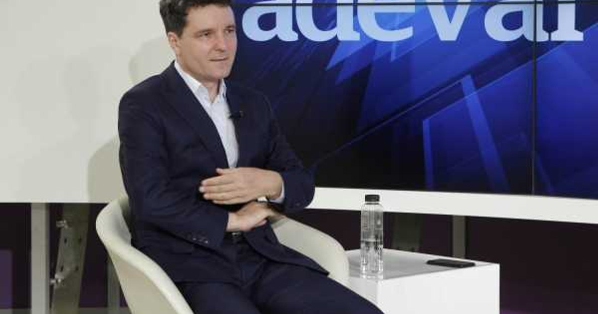 Nicuşor Dan, după ce mai mulţi senatori PSD au depus o plângere la DNA ...