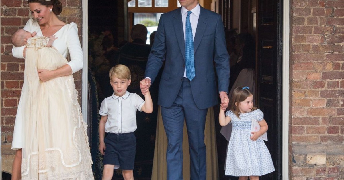 De ce poartă Kate, mereu, culoarea ivoire la botezuri?