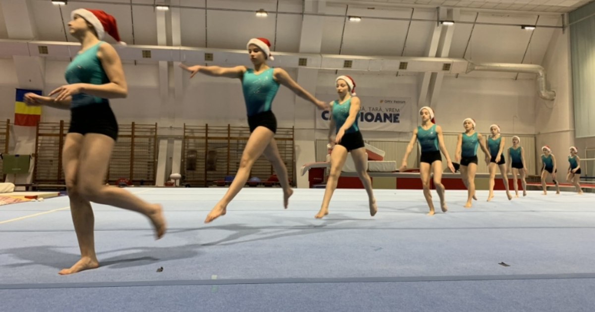 Gimnaste fericite: Cum arată Sărbătorile fetelor de la lotul naţional ...